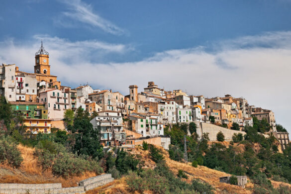 Calascio – The Town with a Fable and La Rocca